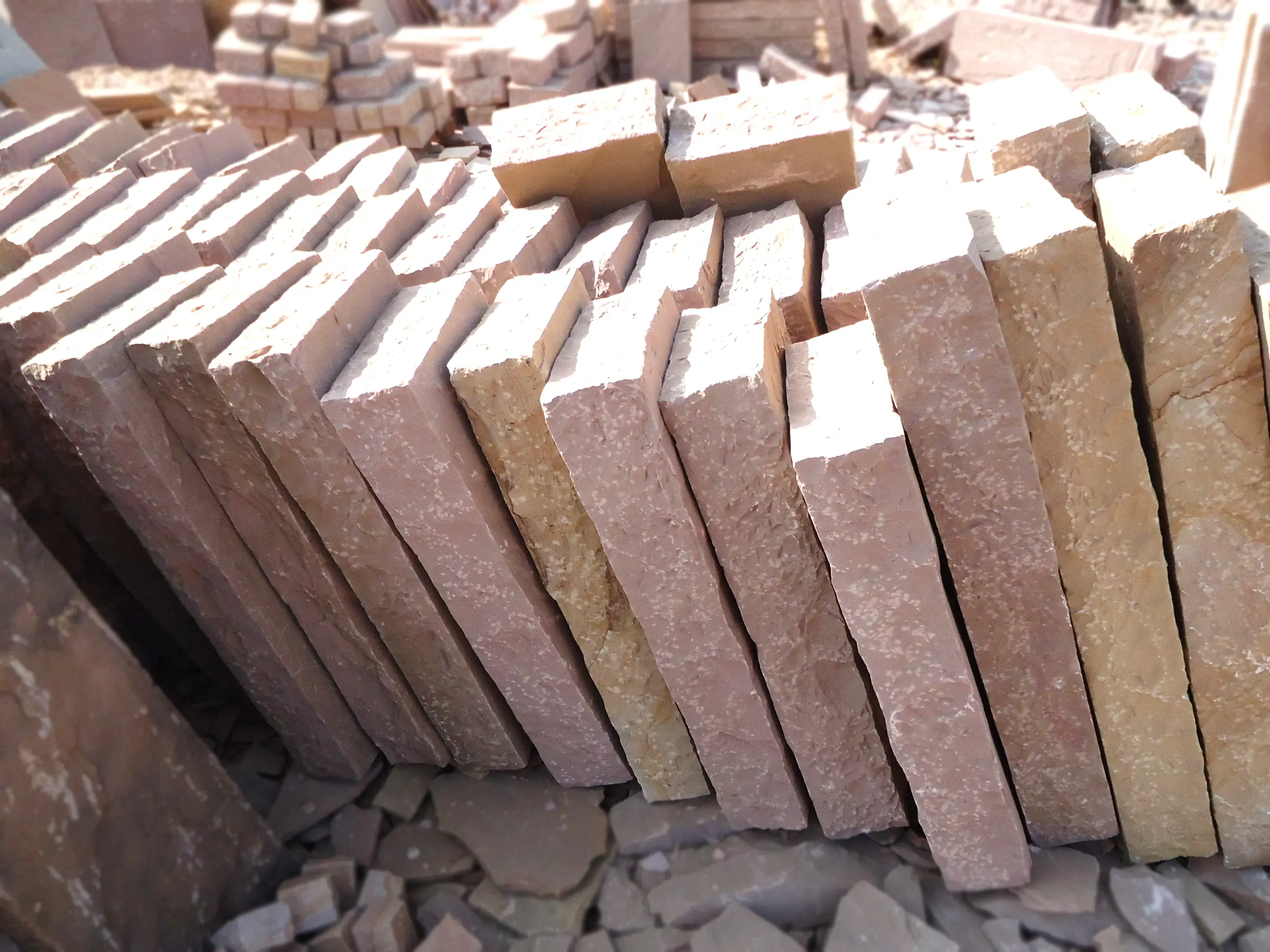 Modak Sandstone from Certified Exporter, Supplier & Manufacturer